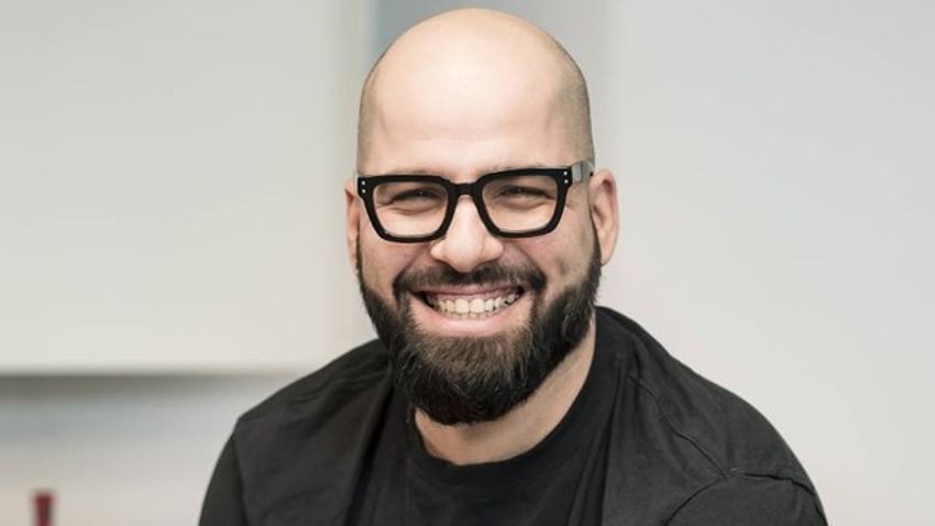 Hatalmas sikert aratott Lotfi Begi kislánya: Így lejti a Wednesday ...