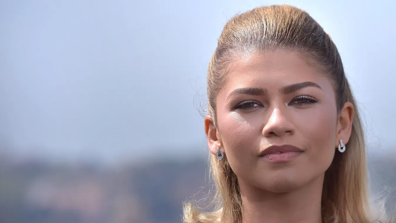 Zendaya féltestvére kitálalt a színésznőről