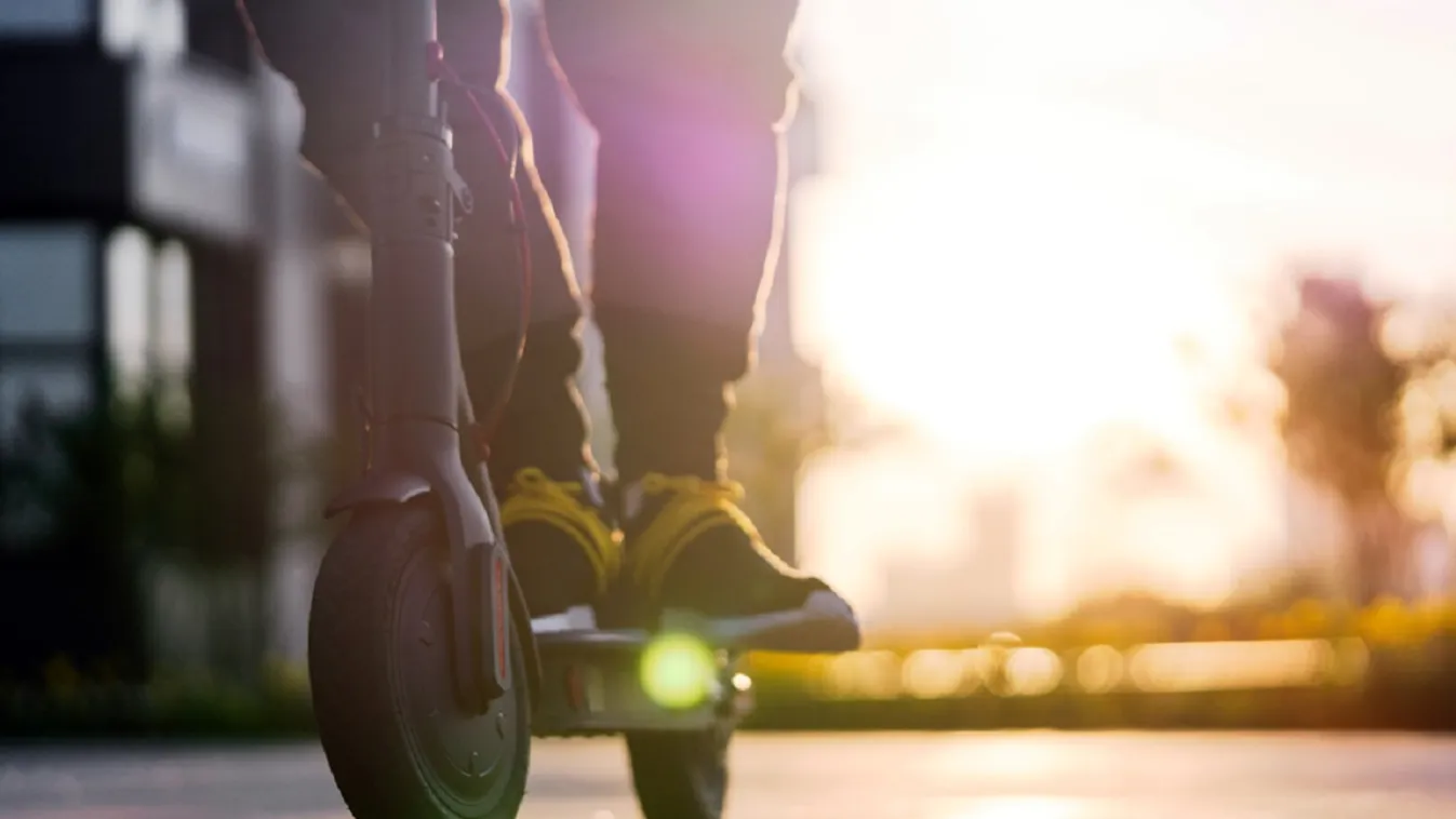 Elektromos rolleres baleset miatt néz 20 év börtönbüntetés elé egy brit turista