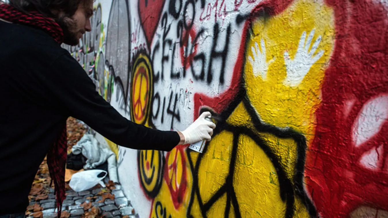 Lemeszelték a John Lennon-falat Prágában