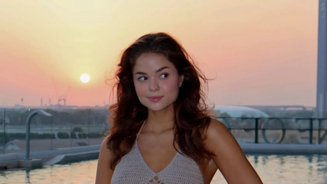 Nagy Bogi bikiniben hódít: ősszel is forró hangulatot hoz a magyar énekesnő