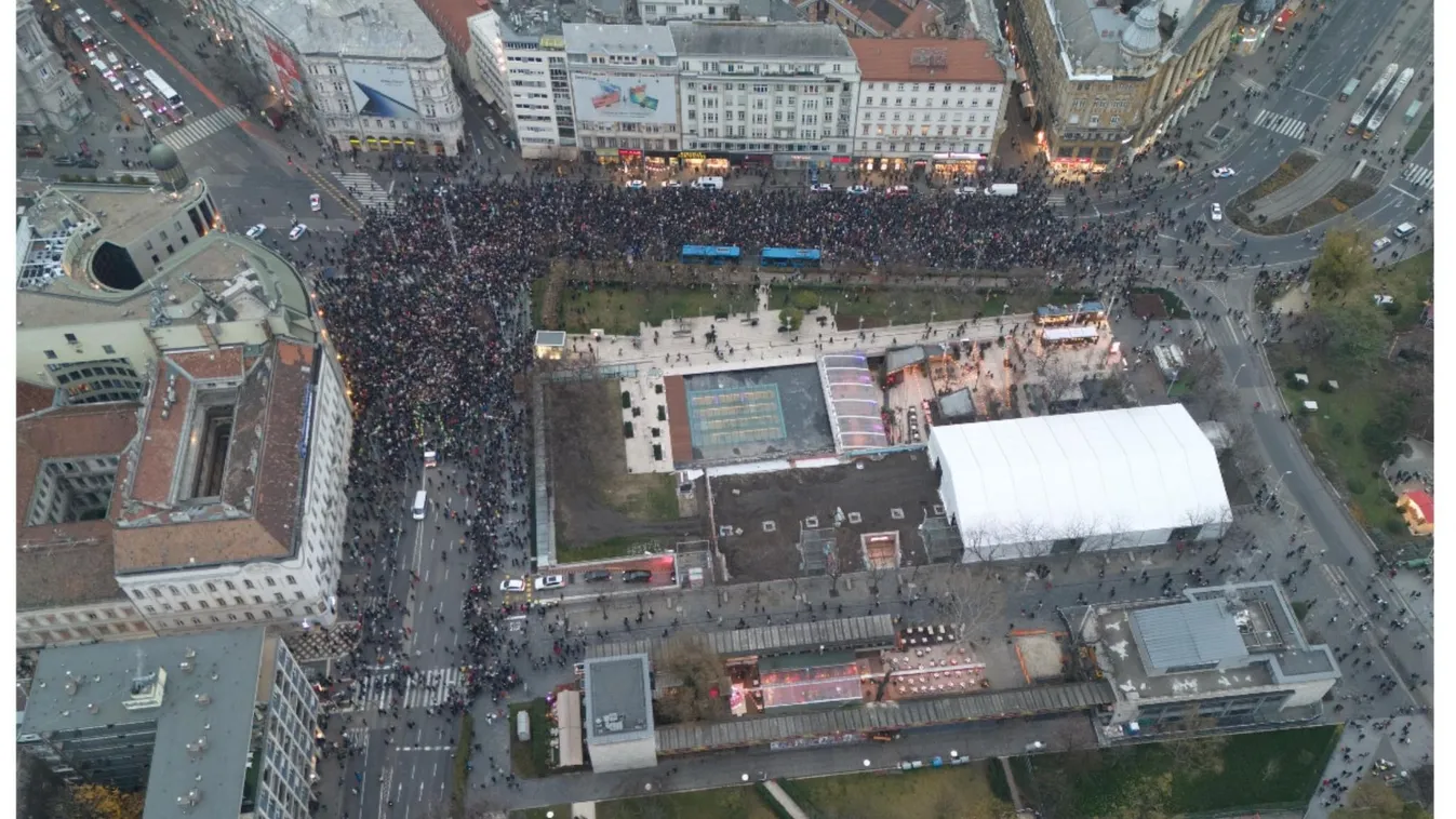 Deák Dániel: Kínos kudarcba fulladt Magyar Péter tüntetése