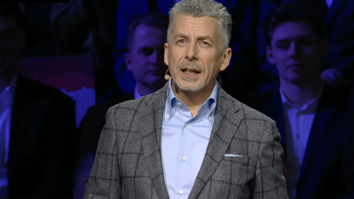 Keményen beleszállt Magyar Péterbe Rákay Philip